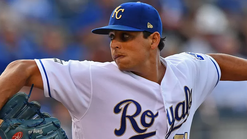 Mets sign Jason Vargas
