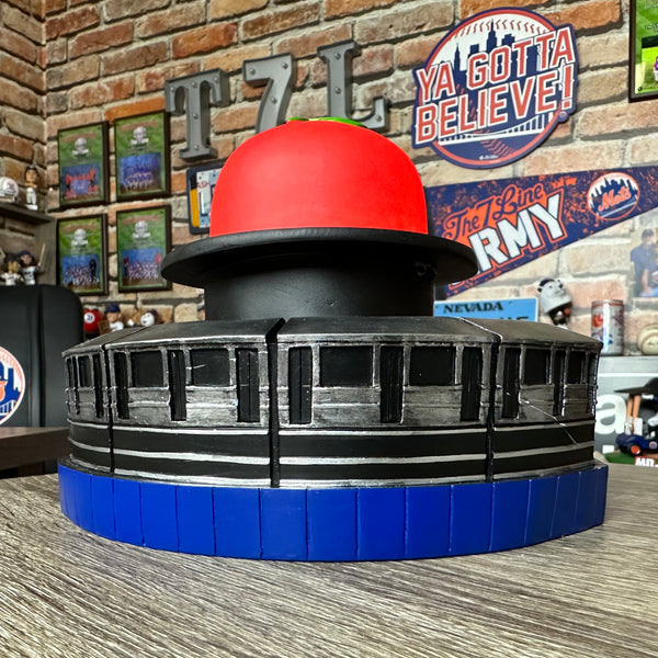 Mets Home Run Apple Train | Light Up Resin