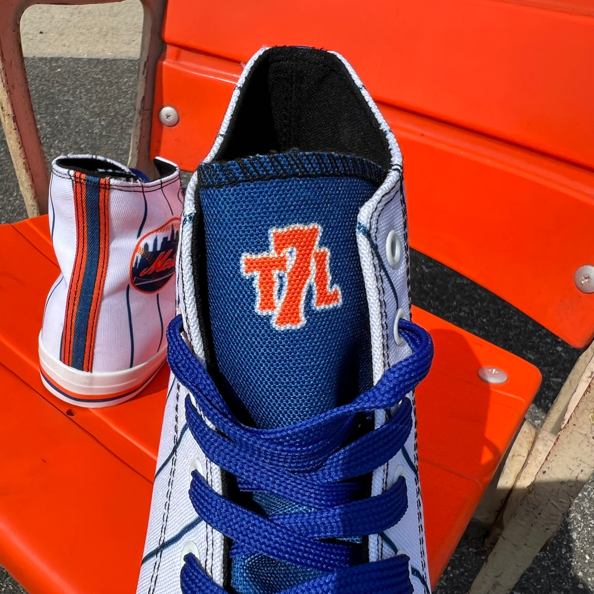 The 7 Line - Kids Mets Gear